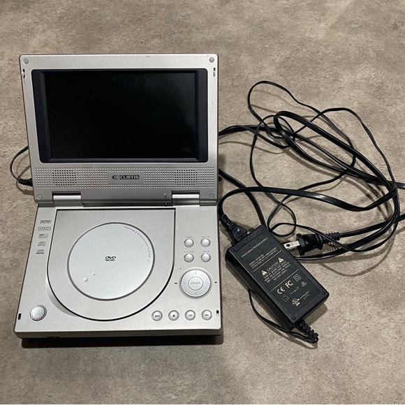 curtis | Portable Audio & Video | Curtis Portable Dvd Player Model 807b ...